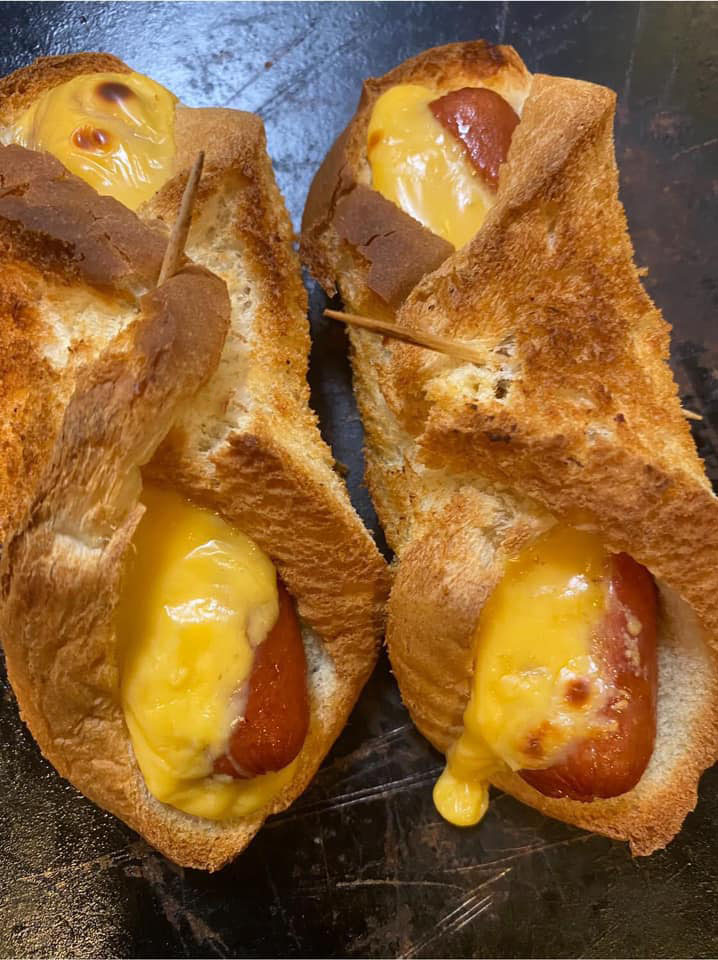 👉 CheesyHotDog – Recipes on a Budget